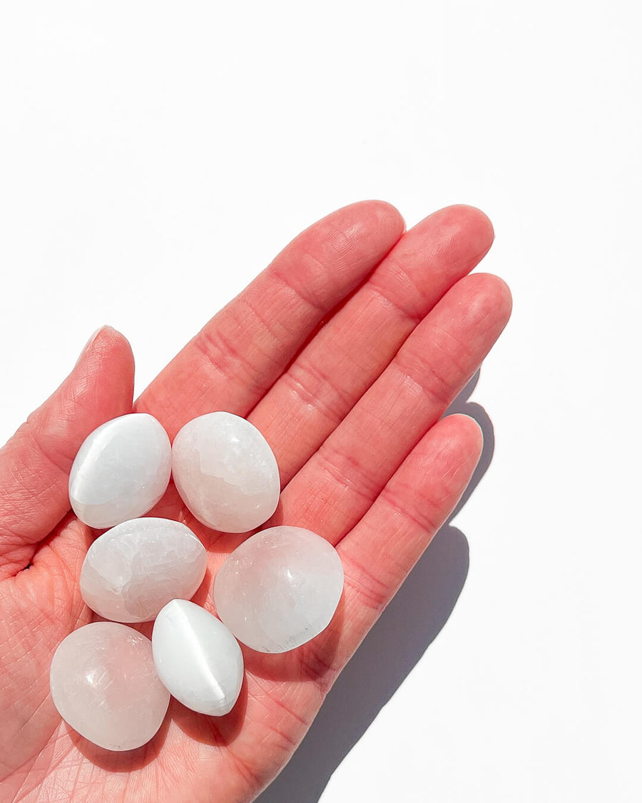 Selenite Healing properties: The Ultimate Crystal Guide – The Crystal ...